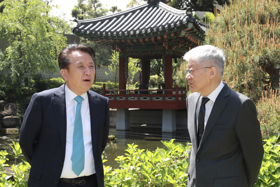 김영환 지사, 윤덕민 주일본한국대사 방문