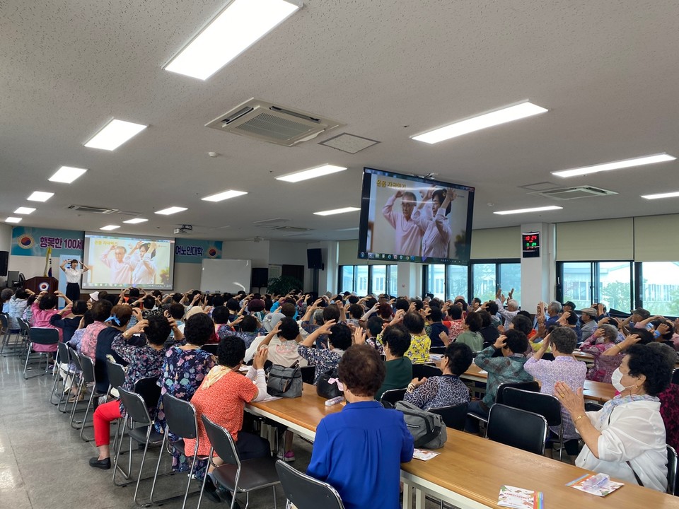 부여노인대학'찾아가는 치매예방교육'실시