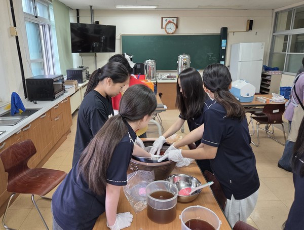 예산 삽교중, 1학년 찹쌀고추장으로 떡볶이 만들기 도전